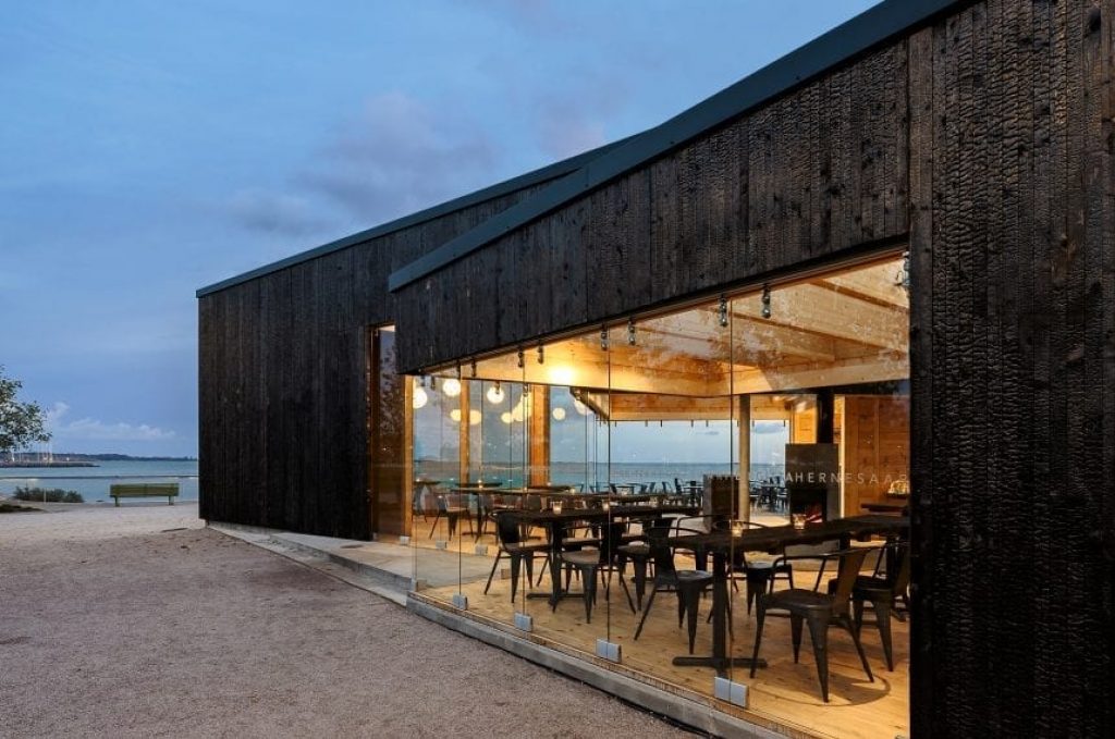 Why build a restaurant with a log frame - Honka