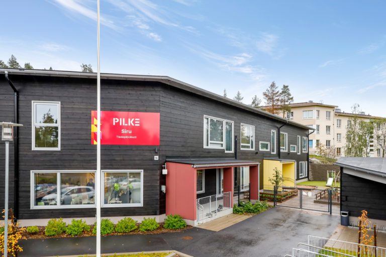 Pilke Siru - Log-made daycare centre in Espoo, Finland - Honka